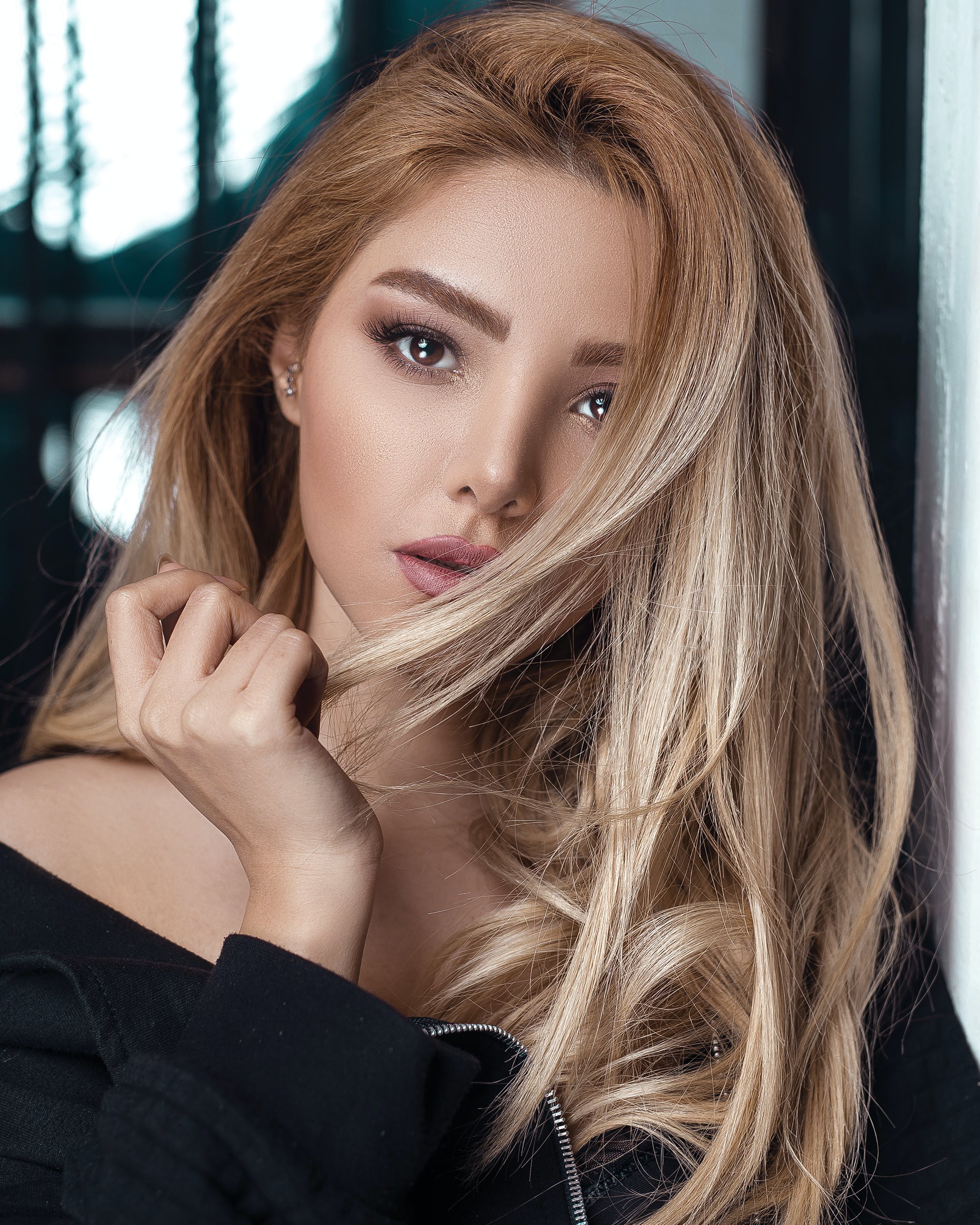 Embracе Your Innеr Radiancе: Why Choosе Organically Natural Hair Color ...